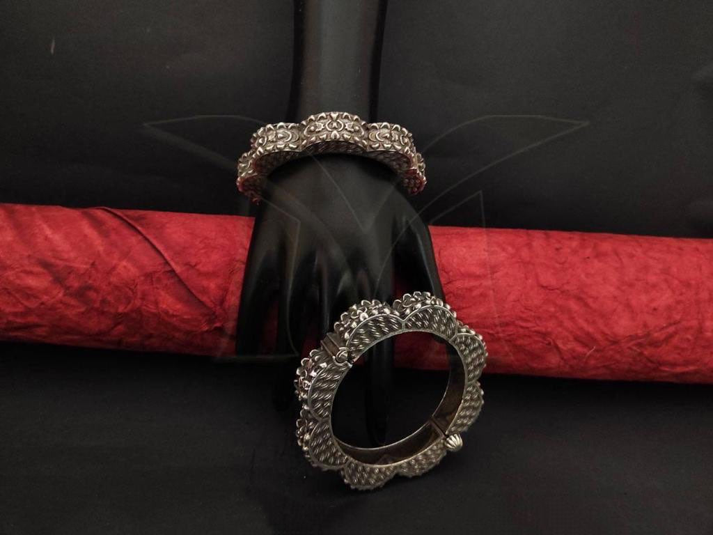 Oxidised Metal Bangles – Big Bangles Theory